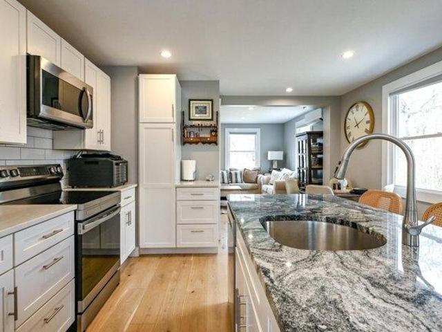 house with 3 bedroom, Cape Elizabeth ME DLS102062390