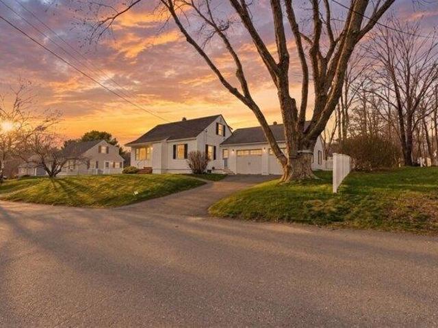 house with 3 bedroom, Cape Elizabeth ME DS102211597