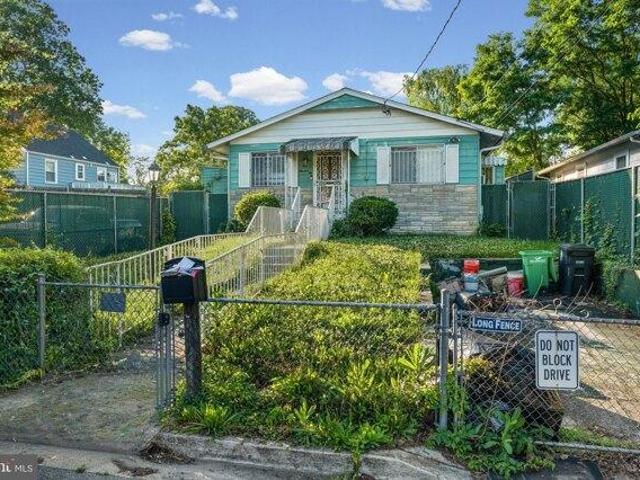 house with 3 bedroom, Capitol Heights MD ES104908591