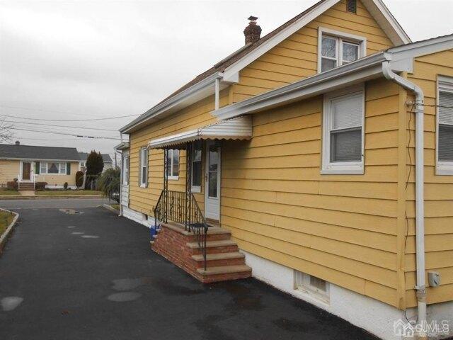 house with 3 bedroom, Carteret NJ ES103189514