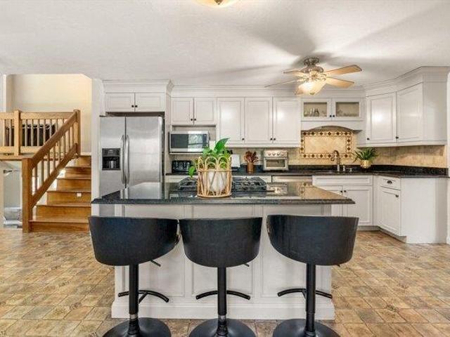 house with 3 bedroom, Carver MA DLS102670909