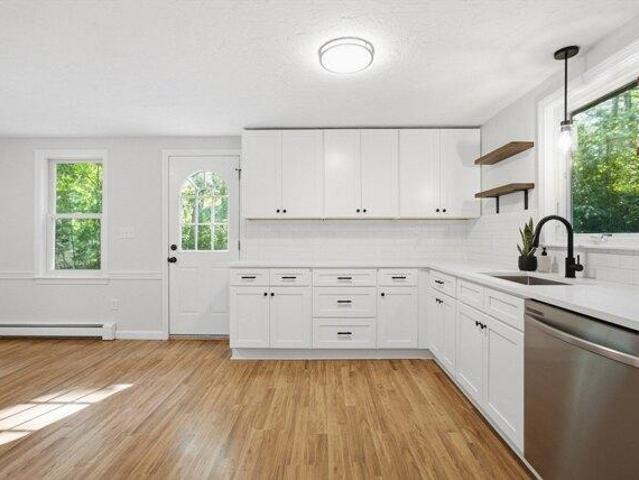 house with 3 bedroom, Carver MA DS103431520