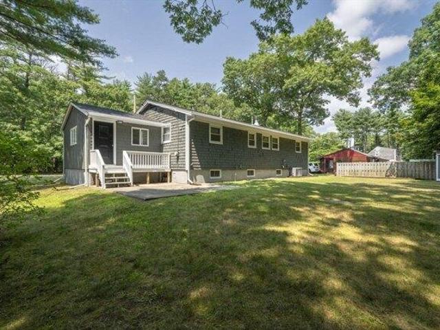 house with 3 bedroom, Carver MA ES104906792