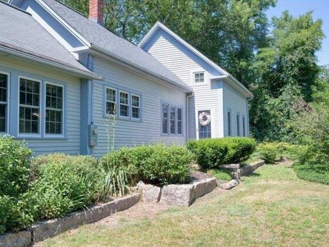 house with 3 bedroom, Carver MA ES105060661