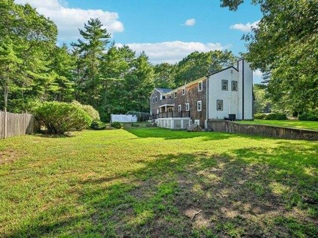 house with 3 bedroom, Carver MA ES105207290