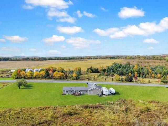 house with 3 bedroom, Caribou ME ES103884965