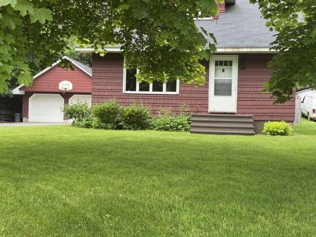house with 3 bedroom, Caribou ME ES103885487