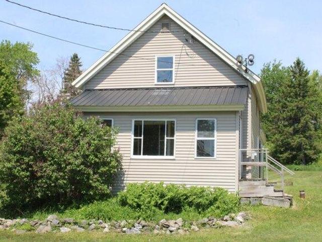 house with 3 bedroom, Caribou ME ES103929930