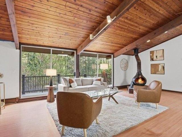 house with 3 bedroom, Carlisle MA ES103016958