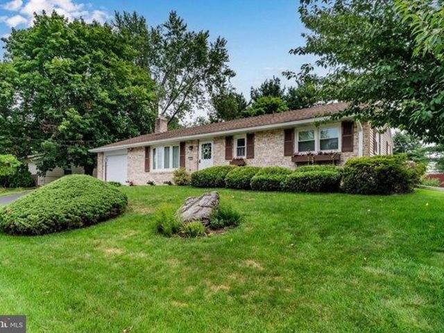 house with 3 bedroom, Carlisle PA ES104902256