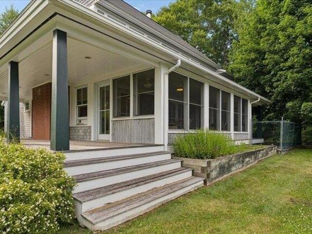 house with 3 bedroom, Castine ME ES104233373