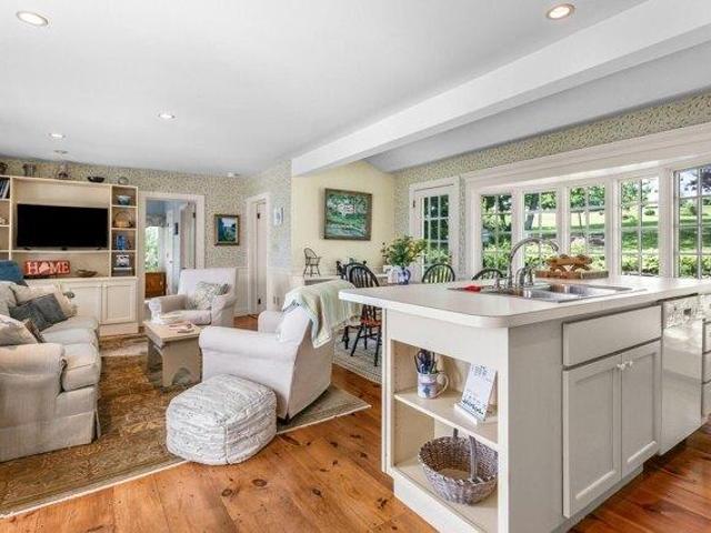 house with 3 bedroom, Castine ME ES105156745