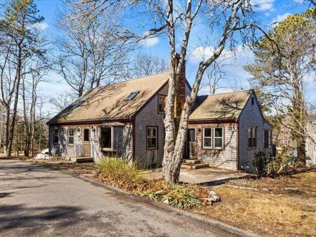 house with 3 bedroom, Cataumet MA DLS101896369