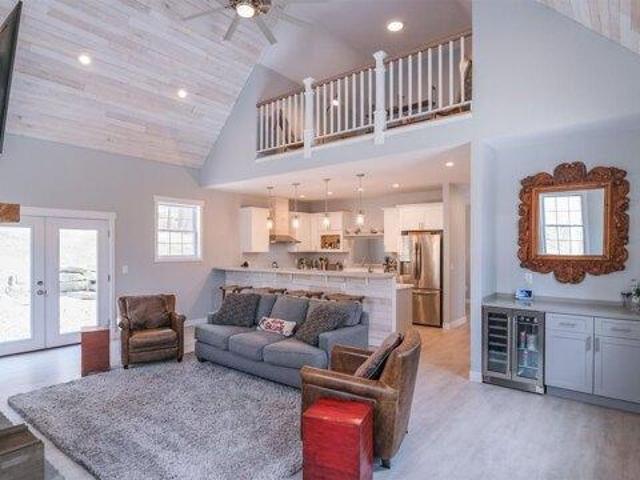 house with 3 bedroom, Cavendish VT DS103965723