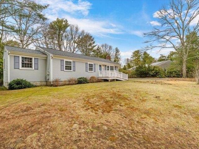 house with 3 bedroom, Centerville MA DS102285278