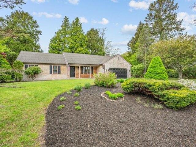 house with 3 bedroom, Centerville MA DS102632184