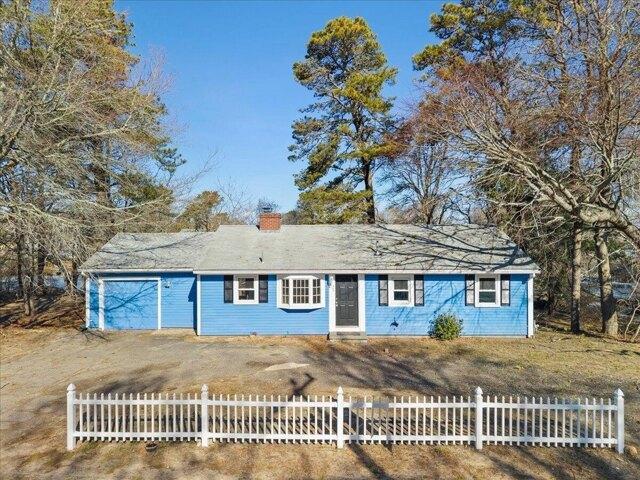 house with 3 bedroom, Centerville MA DS102959592