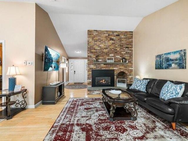 house with 3 bedroom, Centerville MA DS104045462