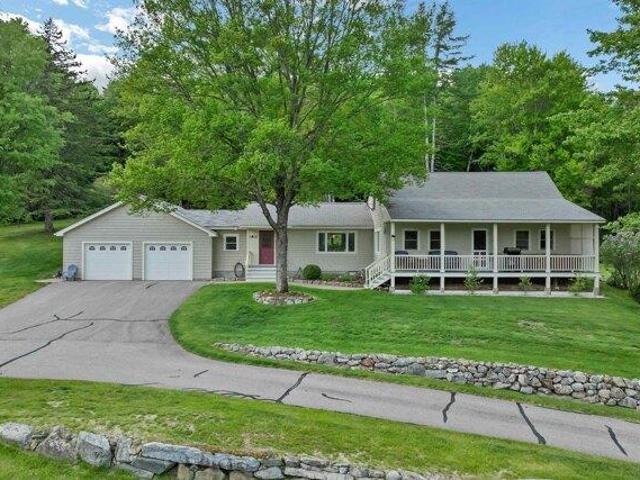 house with 3 bedroom, Center Harbor NH ES104044363