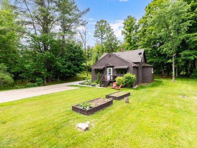house with 3 bedroom, Center Harbor NH ES105117426