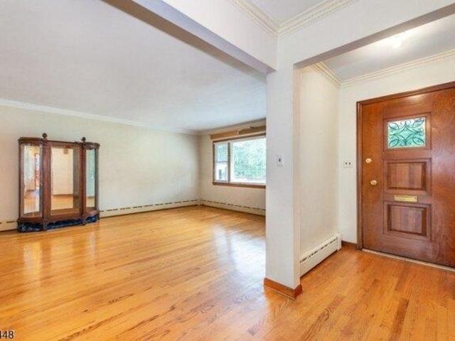 house with 3 bedroom, Cedar Grove NJ ES105158945