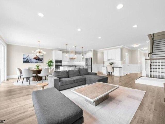 house with 3 bedroom, Cedar Grove NJ ES105193195