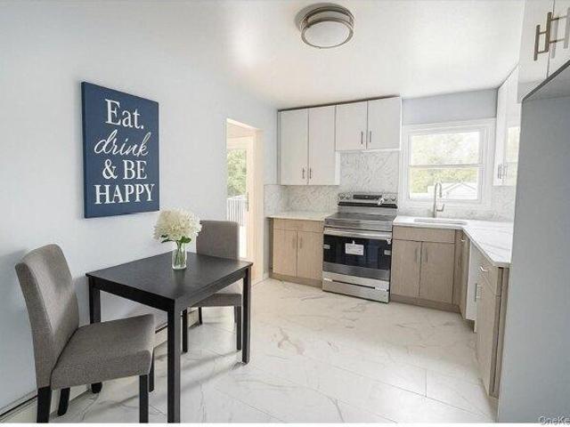 house with 3 bedroom, Cedarhurst NY DS100692910