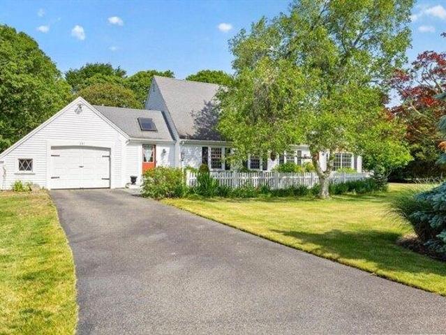 house with 3 bedroom, Chatham MA DS104151084