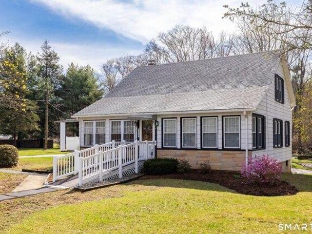 house with 3 bedroom, Chaplin CT DS102530653