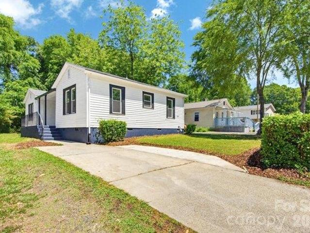 house with 3 bedroom, Charlotte NC ES104898801