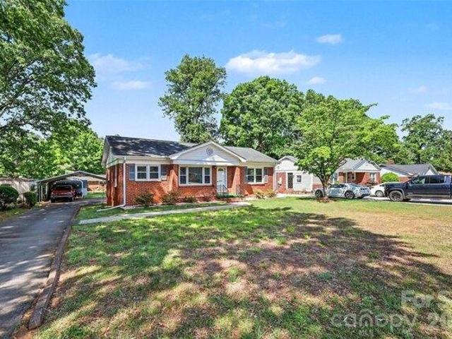 house with 3 bedroom, Charlotte NC ES104900999
