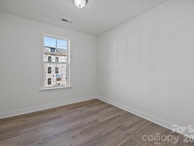 house with 3 bedroom, Charlotte NC ES104907327