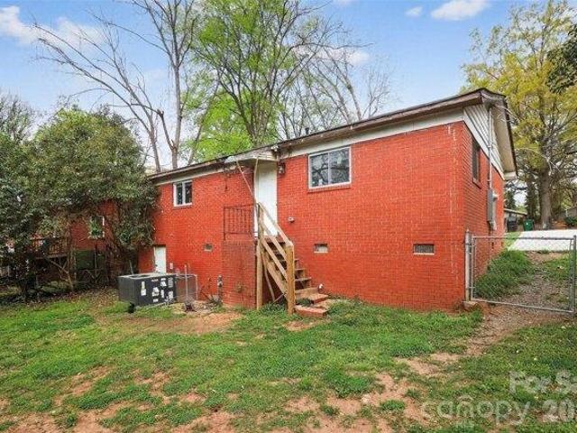 house with 3 bedroom, Charlotte NC ES104909438