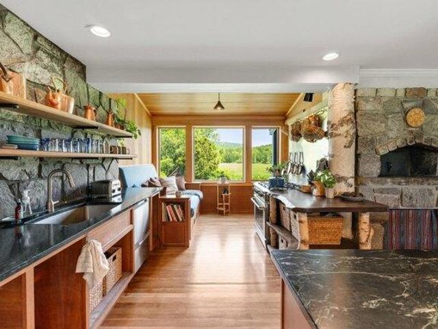 house with 3 bedroom, Charlotte VT ES104762297