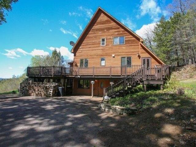 house with 3 bedroom, Charlemont MA ES103709849