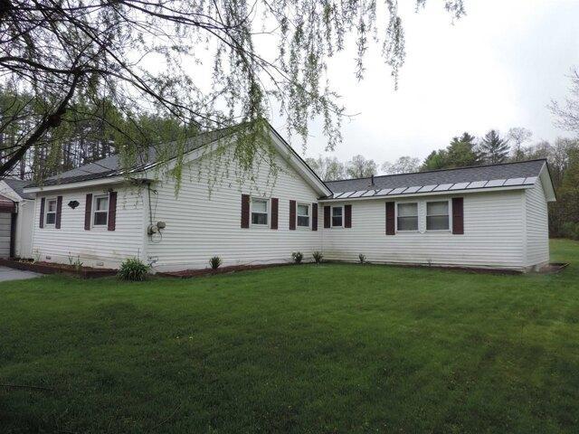 house with 3 bedroom, Charlestown NH ES104811565