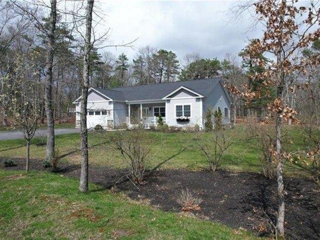 house with 3 bedroom, Charlestown RI DS102218114
