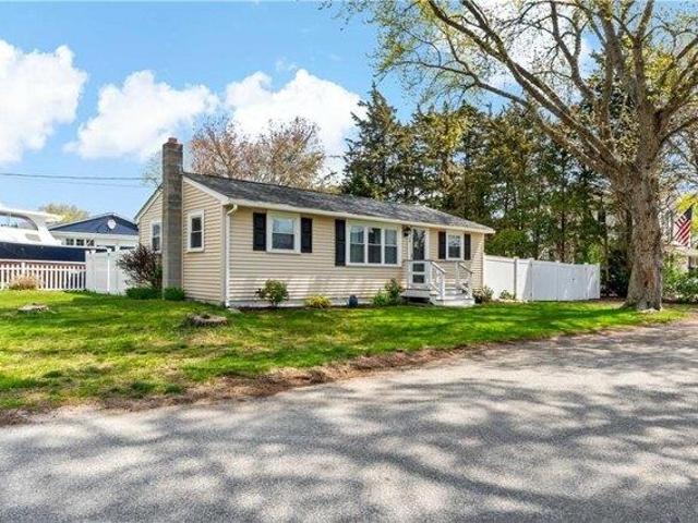 house with 3 bedroom, Charlestown RI ES103016356