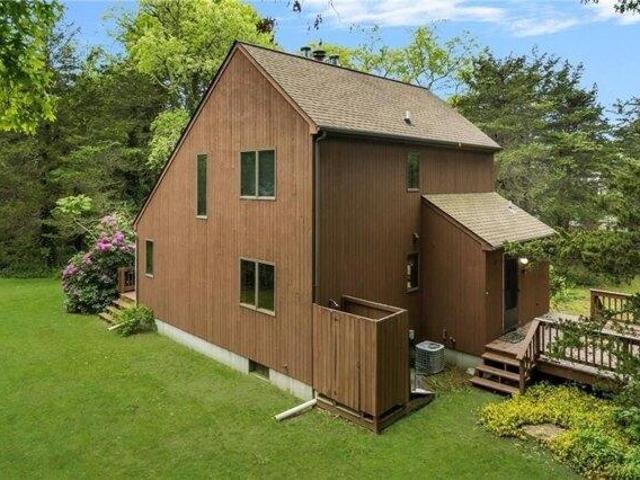 house with 3 bedroom, Charlestown RI ES103930345