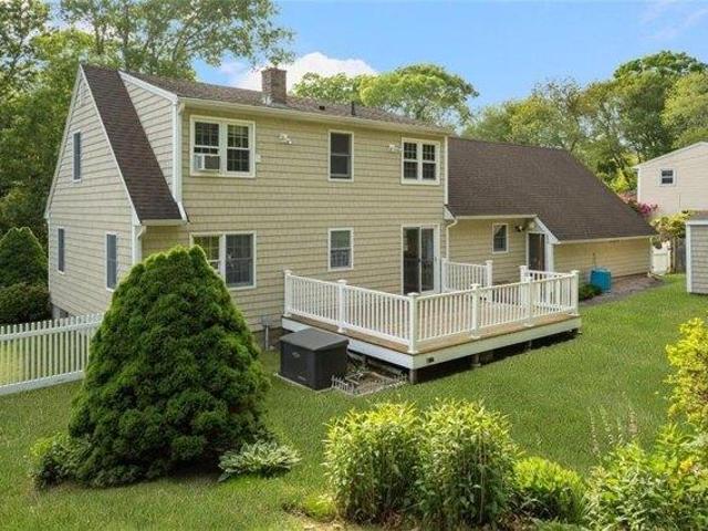 house with 3 bedroom, Charlestown RI ES104297383
