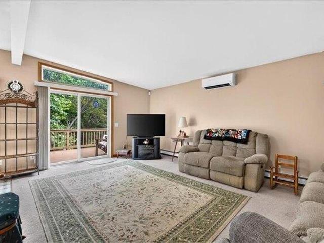 house with 3 bedroom, Charlestown RI ES105092941