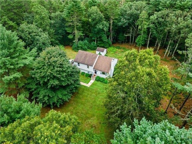 house with 3 bedroom, Charlestown RI ES105206190