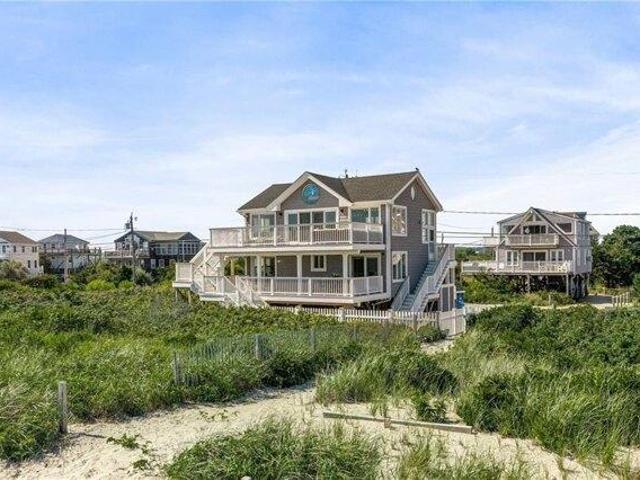 house with 3 bedroom, Charlestown RI ES105233115