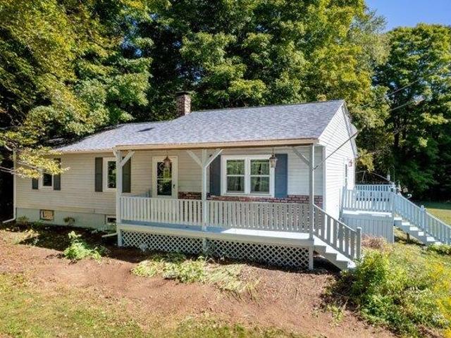 house with 3 bedroom, Charleston ME DS102585024