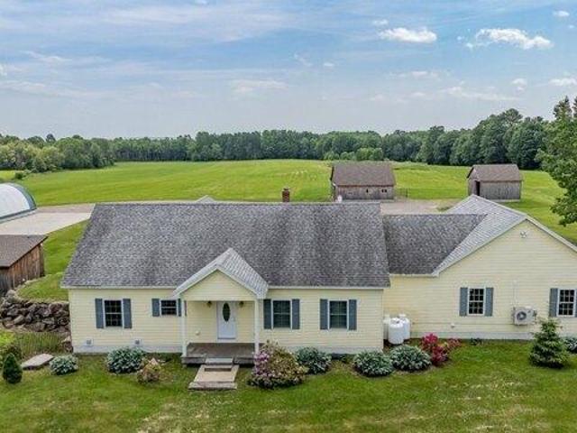 house with 3 bedroom, Charleston ME ES104481437