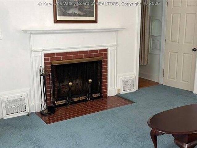 house with 3 bedroom, Charleston WV ES104902186