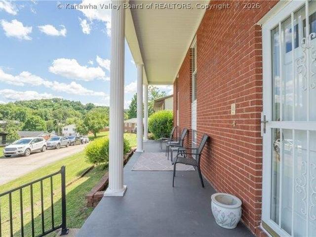 house with 3 bedroom, Charleston WV ES104902971