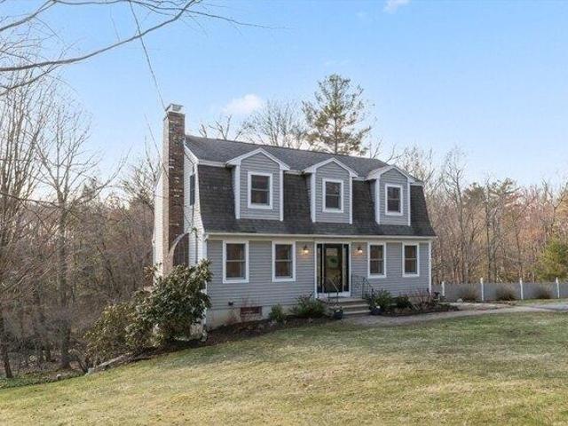 house with 3 bedroom, Charlton MA DLS102063167