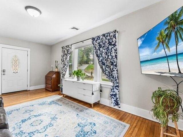 house with 3 bedroom, Charlton MA ES103074567