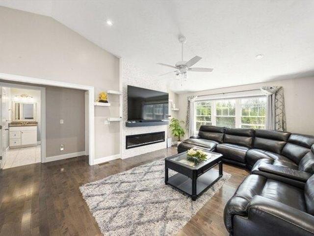 house with 3 bedroom, Charlton MA ES103600378